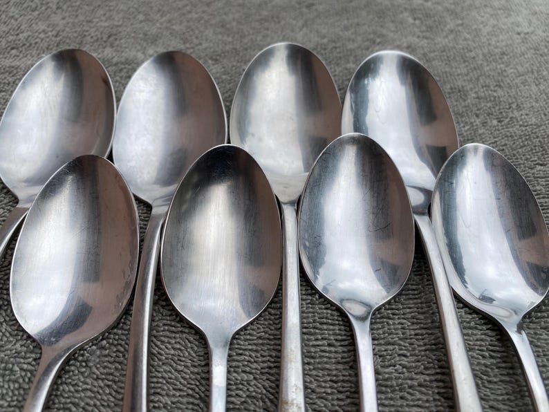 Oneida Colonial Artistry Distinction Deluxe Stainless HH 20 Pc Set Used ...