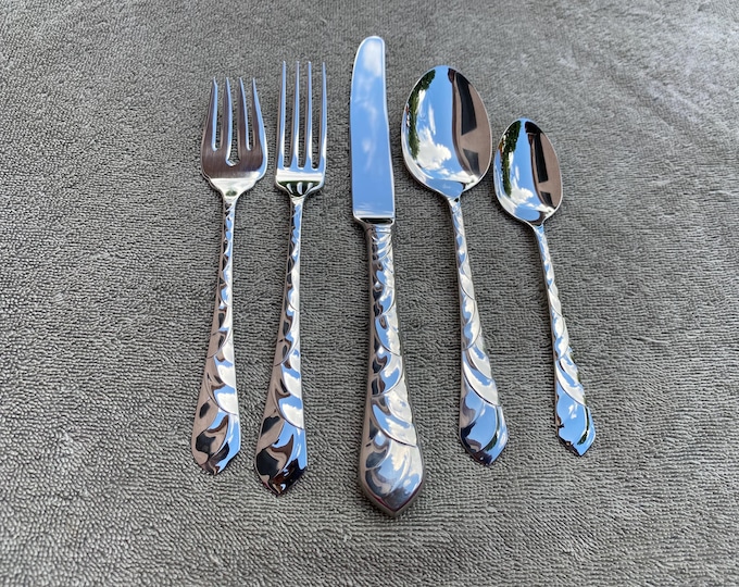 Oneida Pacific Tide Community Stainless Flatware 20 Piece Set Excellent ...