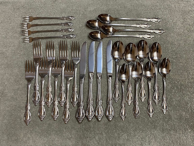 Oneida Raphael Distinction Deluxe Stainless HH 28 Piece Set - Etsy