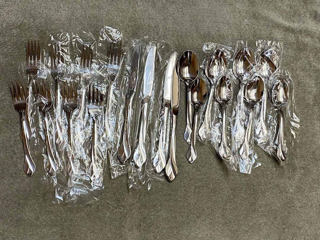 Oneida Tribeca Glossy USA Stainless Flatware 20 Piece Set - Etsy