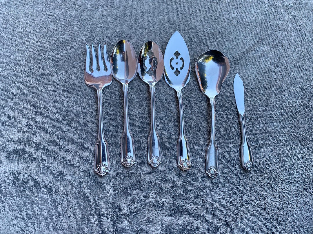 Oneida Classic Shell Heirloom USA Stainless Flatware 6 Serving Piece ...