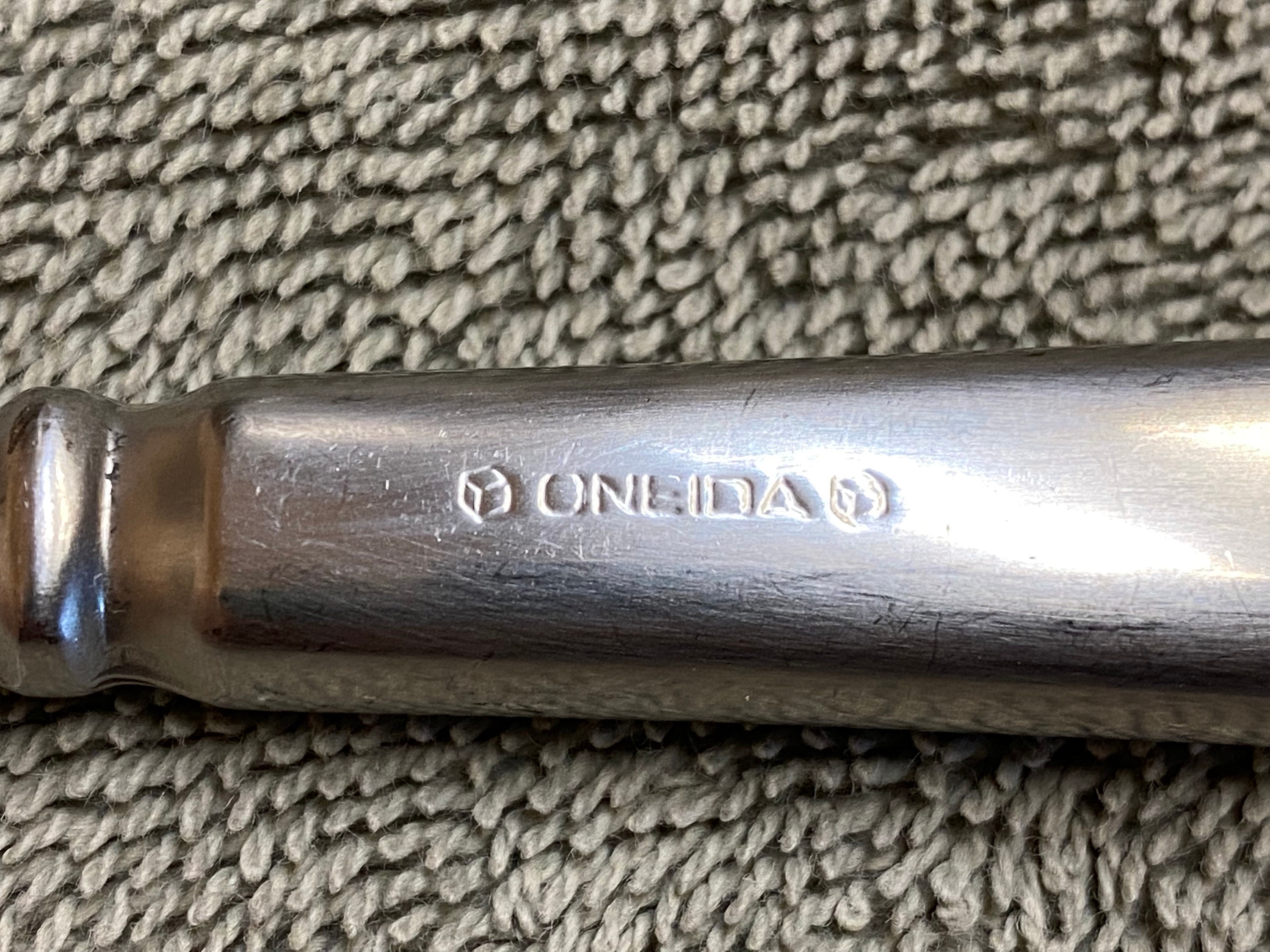 Oneida Motif Satin Stainless Flatware One-5 Pc Place Setting EXC - Etsy
