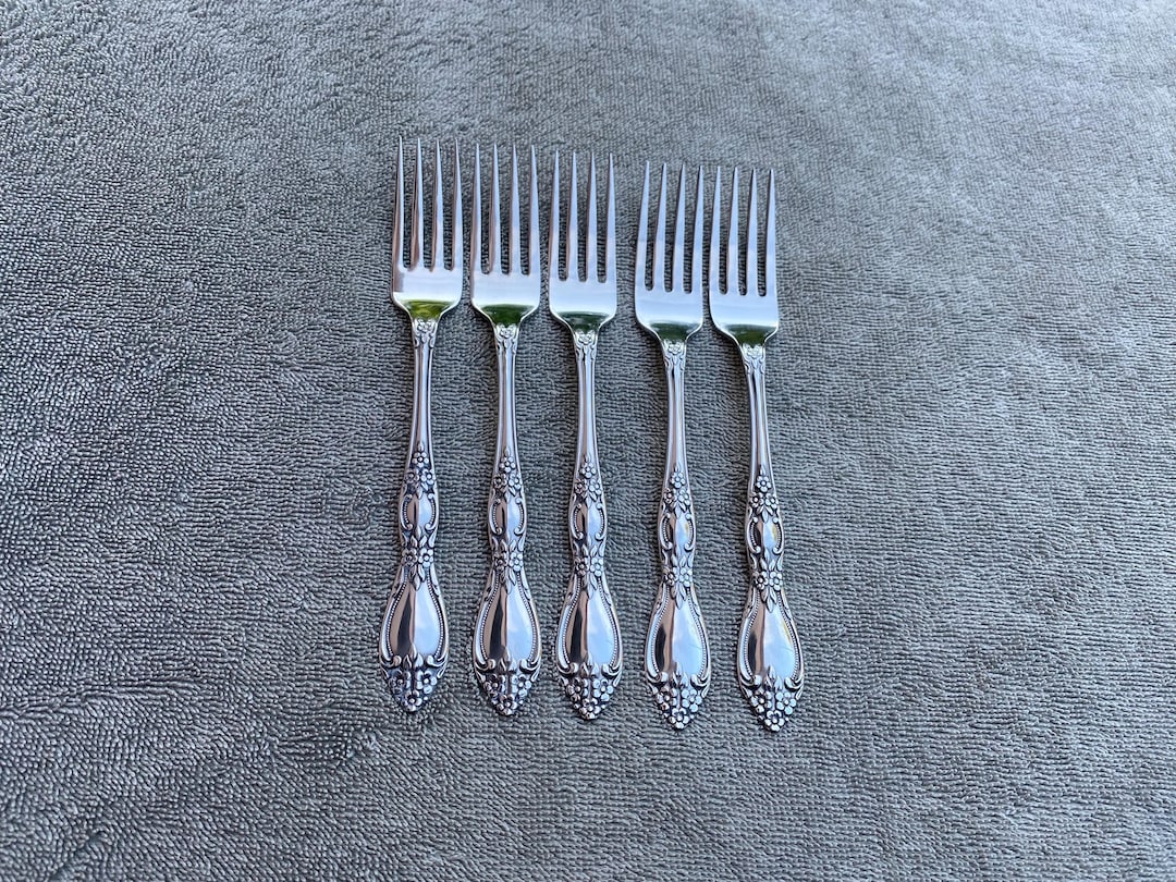 Oneida Huntington WM A. Rogers Deluxe Stainless Flatware Set of 5 ...