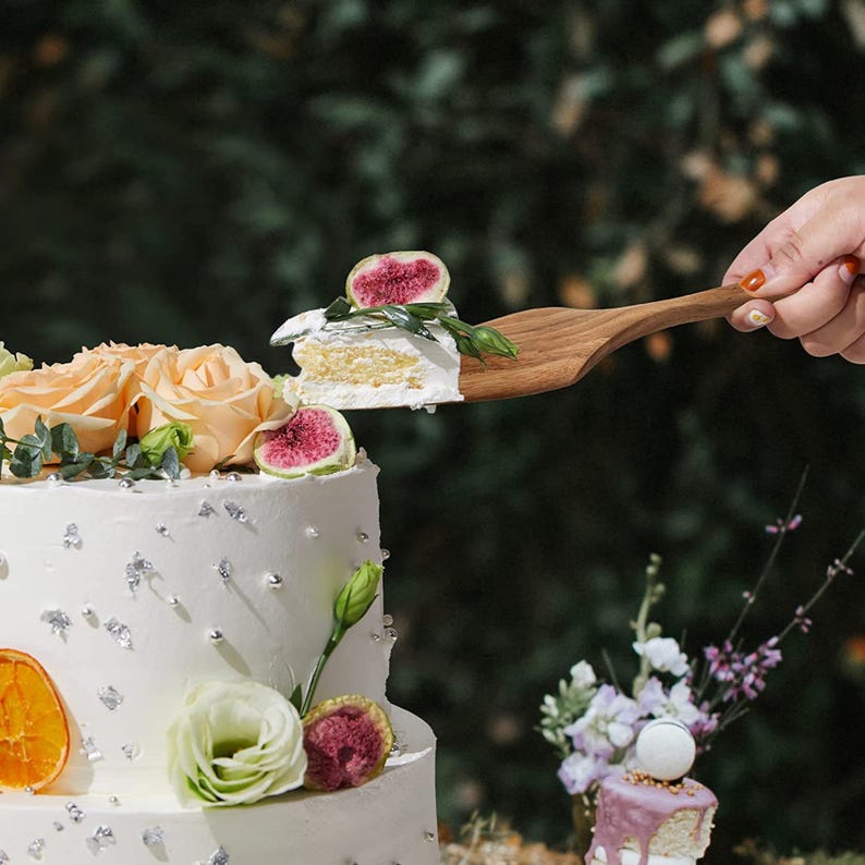 Personalized Acacia Wood Cake Server Set: Engraved Wedding Cake Knife ...