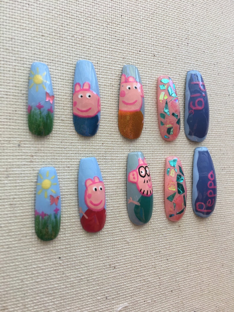 Peppa Pig and Family Nails | Custom Illustration + Foil Accent Nail ...