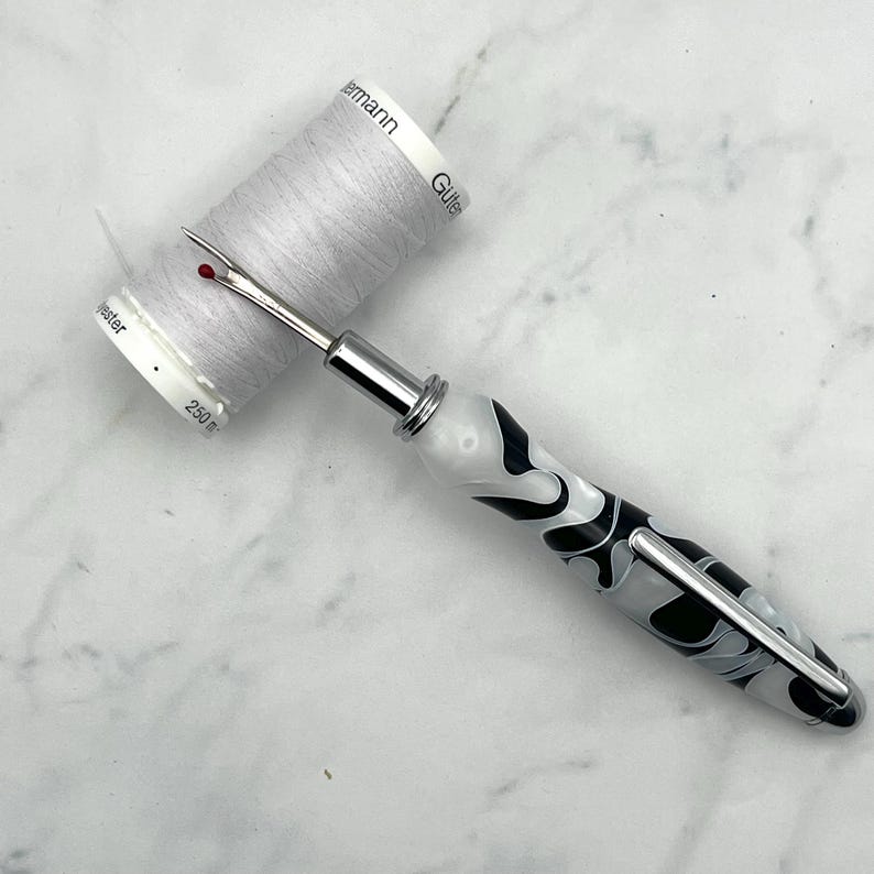 Black & Pearl White Single Blade Seam Ripper, Needle Threader, Stiletto ...