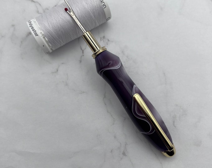 Black & Pearl White Single Blade Seam Ripper, Needle Threader, Stiletto ...