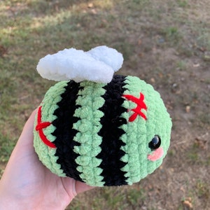 Spooky Crochet Bees, Zombee, Skelly Bee - Etsy