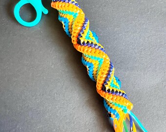 Scoubidou Keychain - Colorful Handmade Boondoggle/scooby Keychain Gimp ...