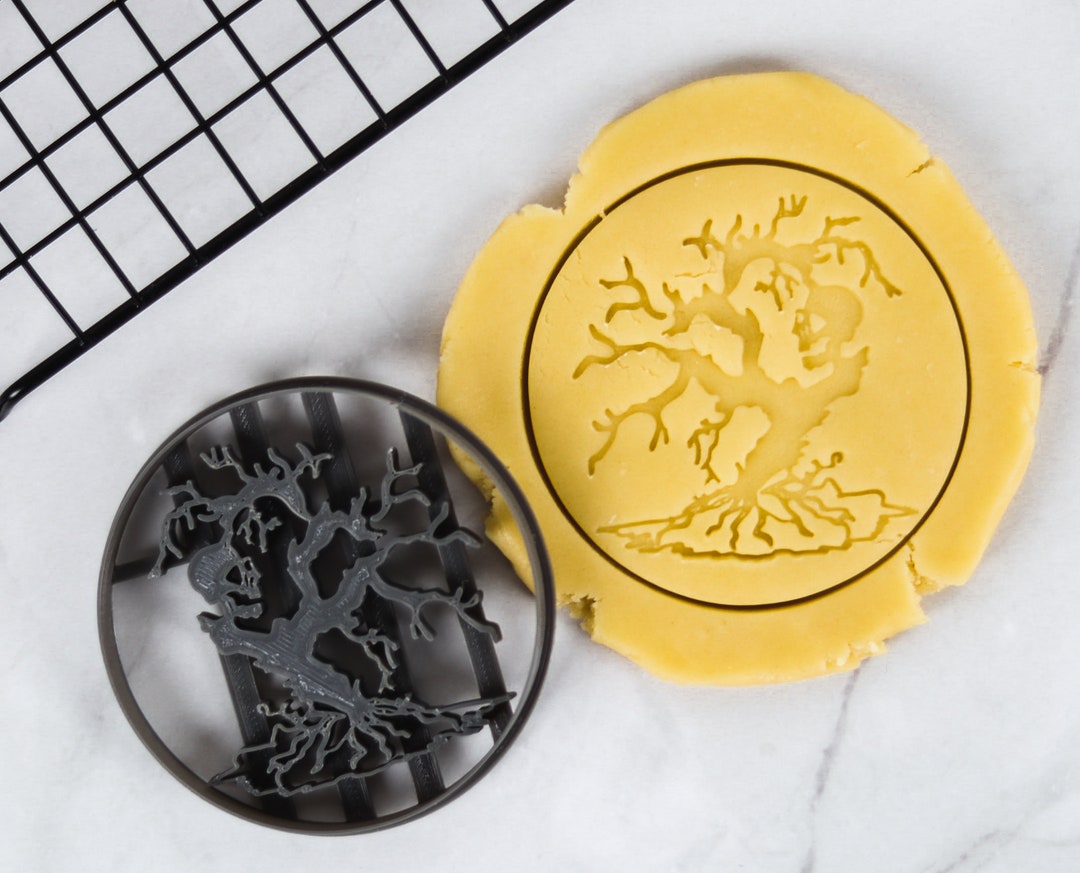 Tree of Death Cookie Cutter – Spooky Baking, Horror Theme (9.7cm) - Etsy