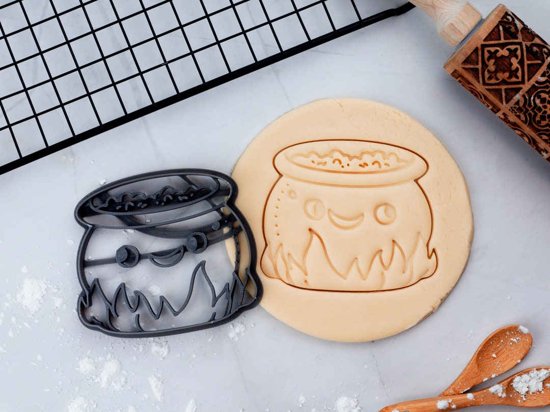 Cute Fire Cauldron Cookie Cutter | Kawaii Halloween Fondant Cutter | 3 ...
