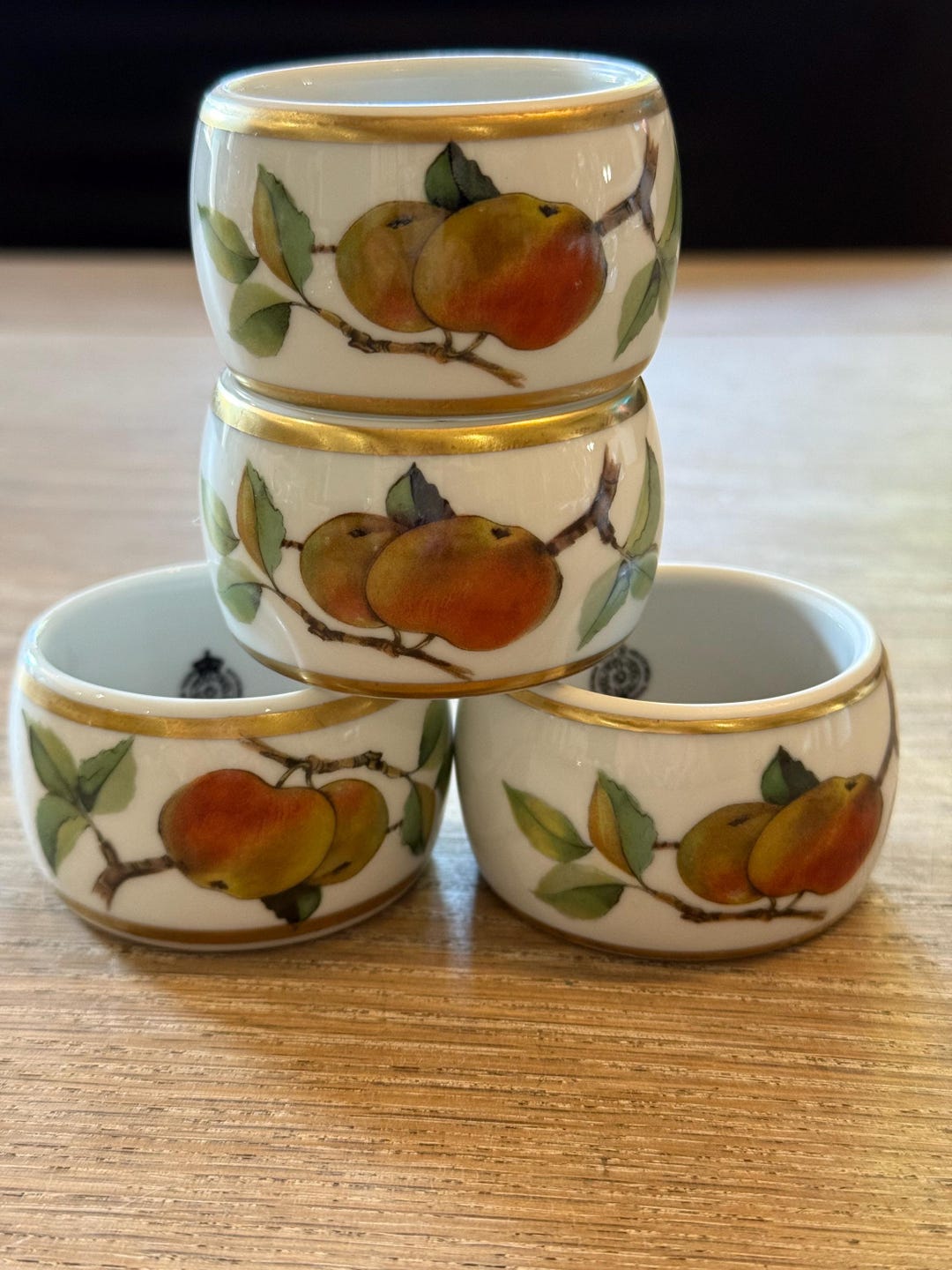 Royal Worcester Evesham Porcelain Set of 4 Gold Rimmed Napkin Rings - Etsy