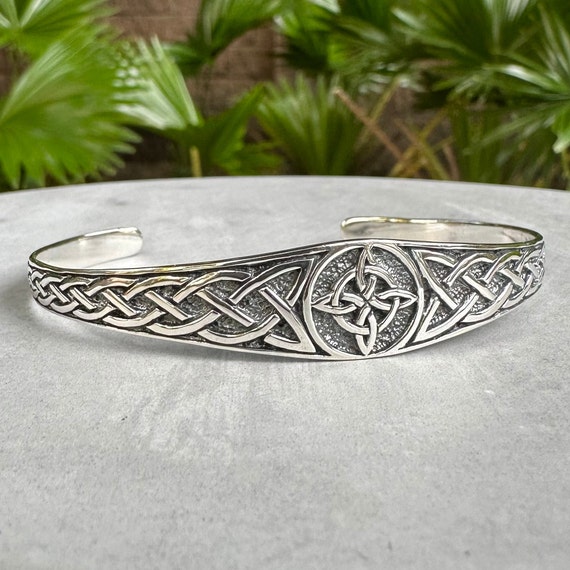 Celtic magic jewelry store