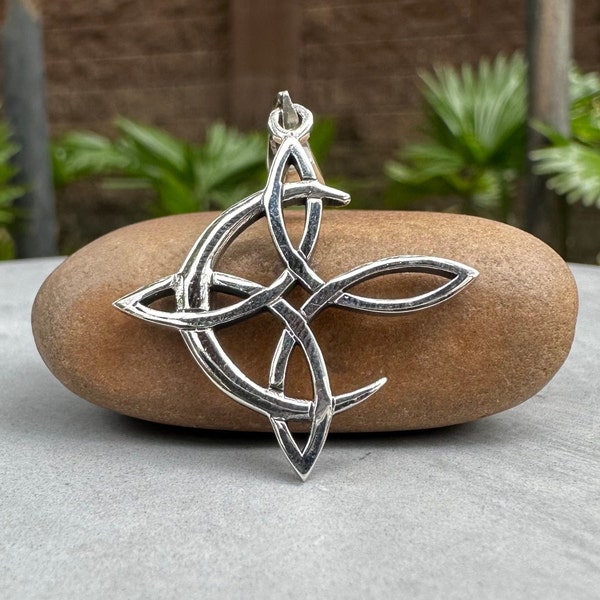Witch Knot Sterling Necklace - Etsy