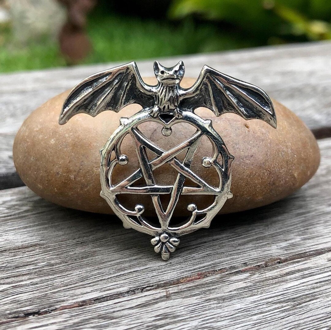Handcrafted 925 Sterling Silver Bat Pendant Bat Totem Vampire Wiccan ...