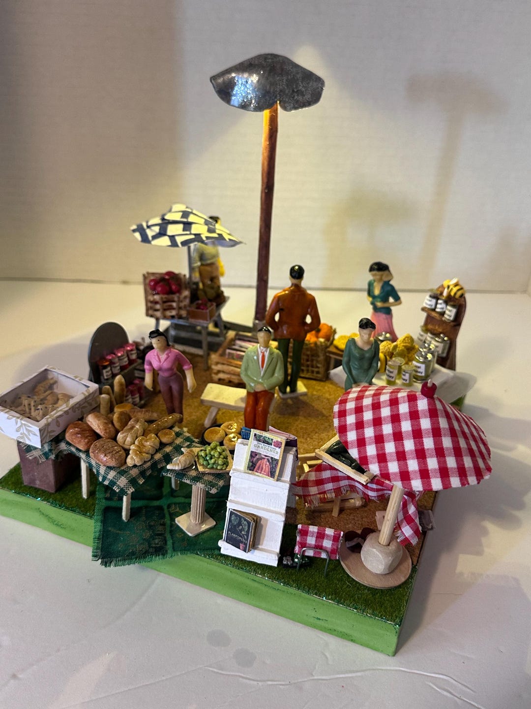 Miniature: Small Town Farmers Market Miniature - Fully Assembled- Stine ...