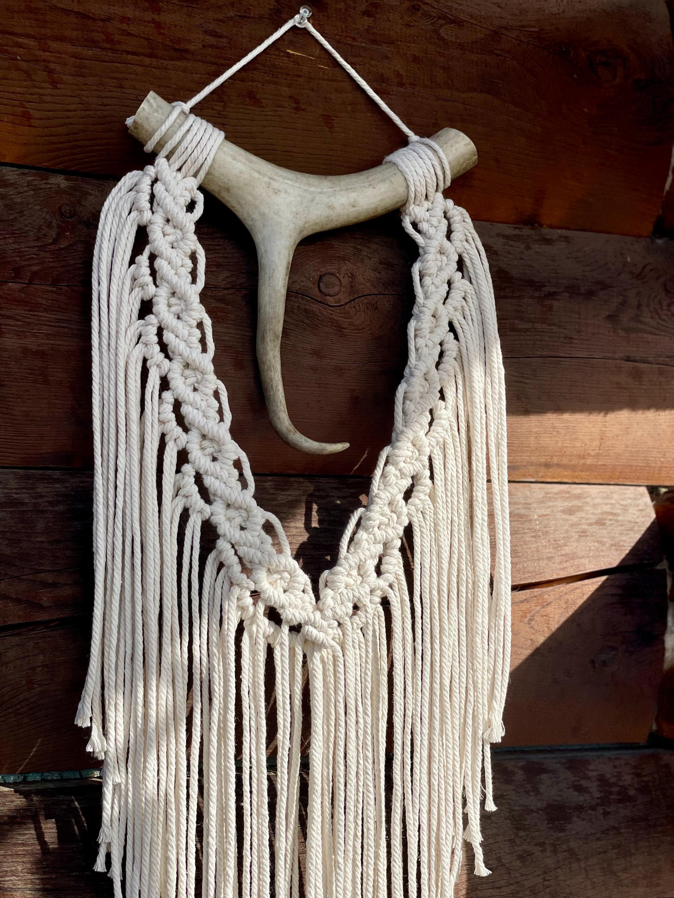 Caribou Antler Macrame Wall Hanging: Alaskan Wilderness Decor - Etsy
