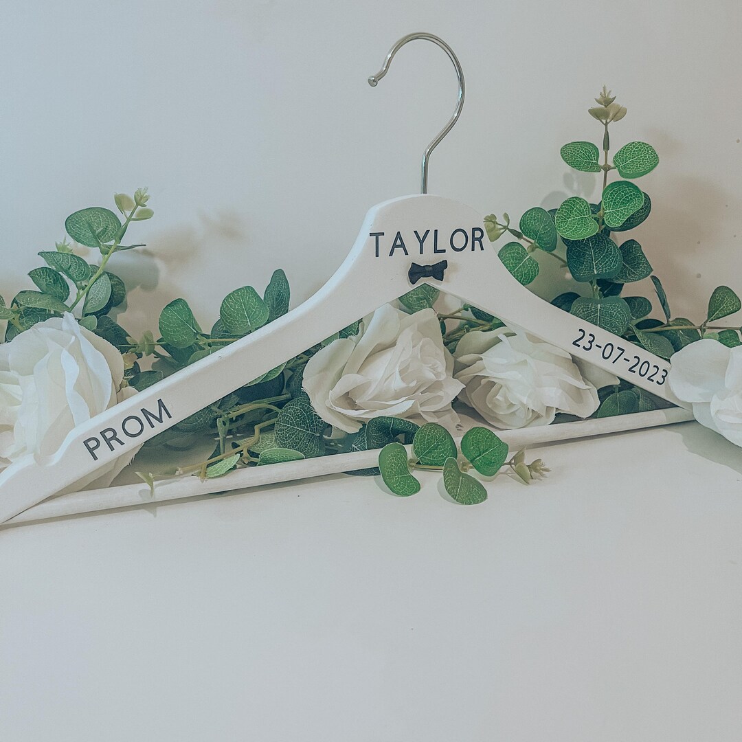 Personalized White Wood Hanger – Prom, Graduation Keepsake (43cm) - Etsy