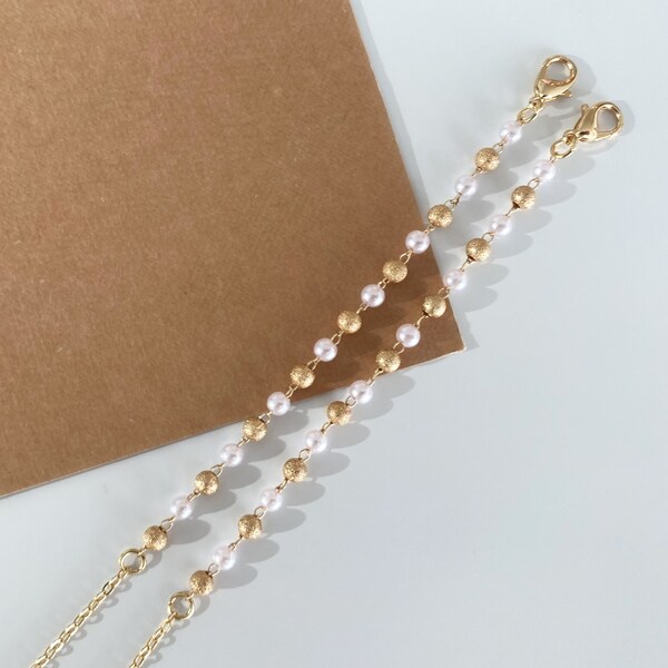 Face Mask Holder - Etsy Canada