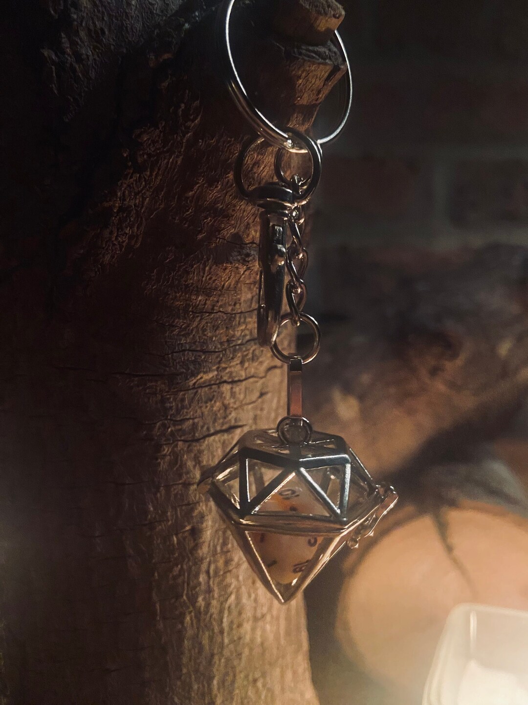 Diamond Dust Removable Silver D20 Keyring | Includes Metal Dice ...