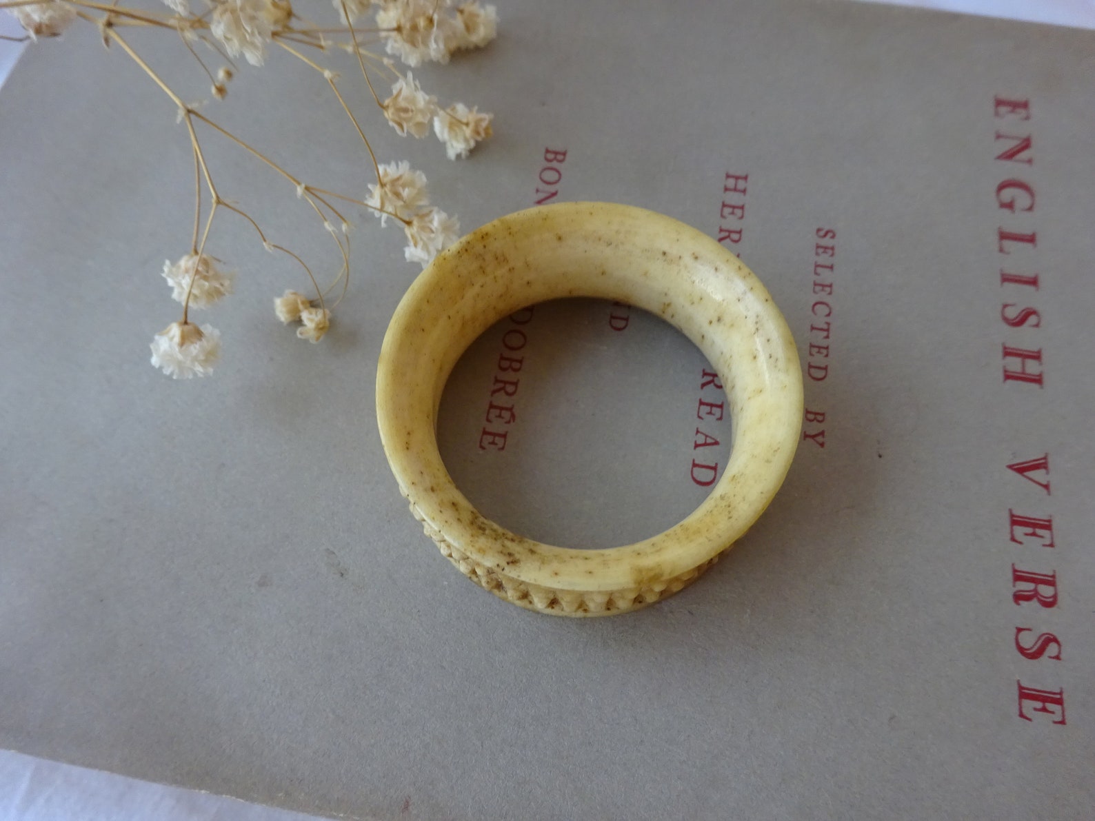 Victorian Carved Bone Napkin Ring ~ Antique Carved Bone Serviette Ring ...