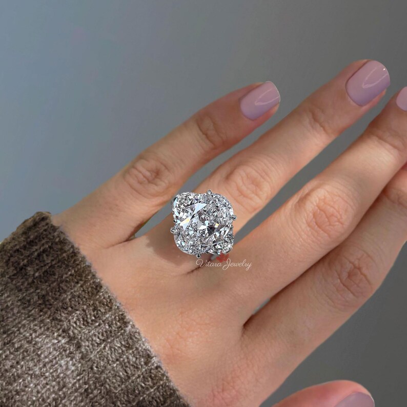 Oval Cut Moissanite Engagement Ring, Three Stone Moon Band, 6 CT - Etsy