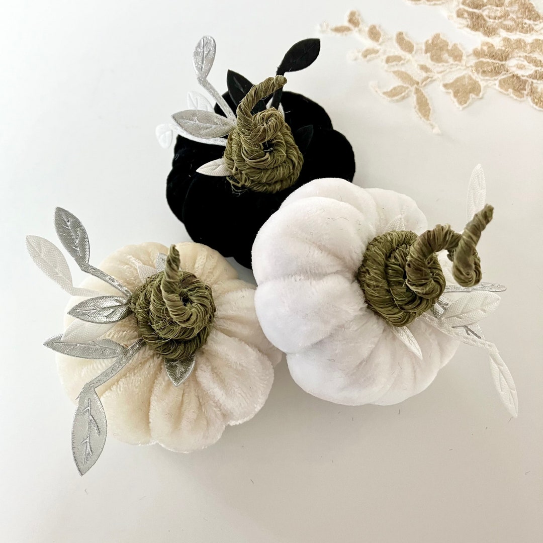 Set of 3 Mini Pumpkin Plushies, Fall Decorations, Halloween, Autumn ...