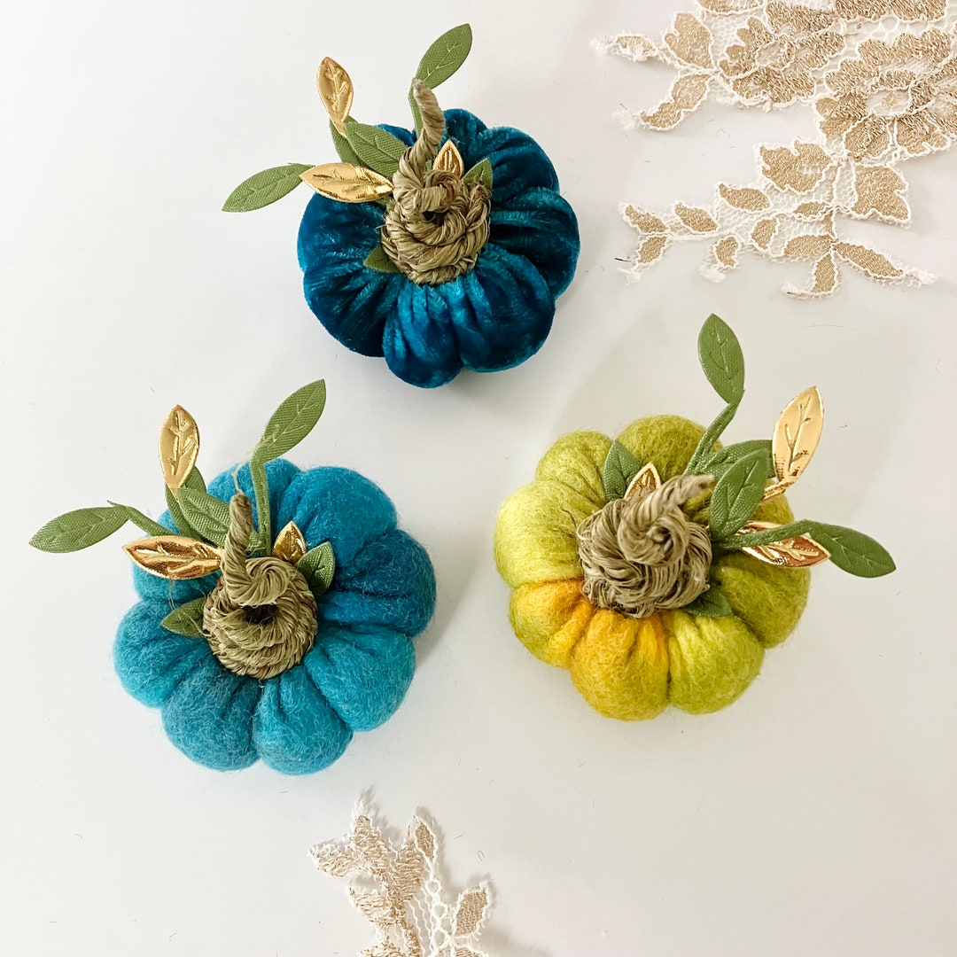 Set of 3 Mini Pumpkin Plushies, Fall Decorations, Halloween, Autumn ...