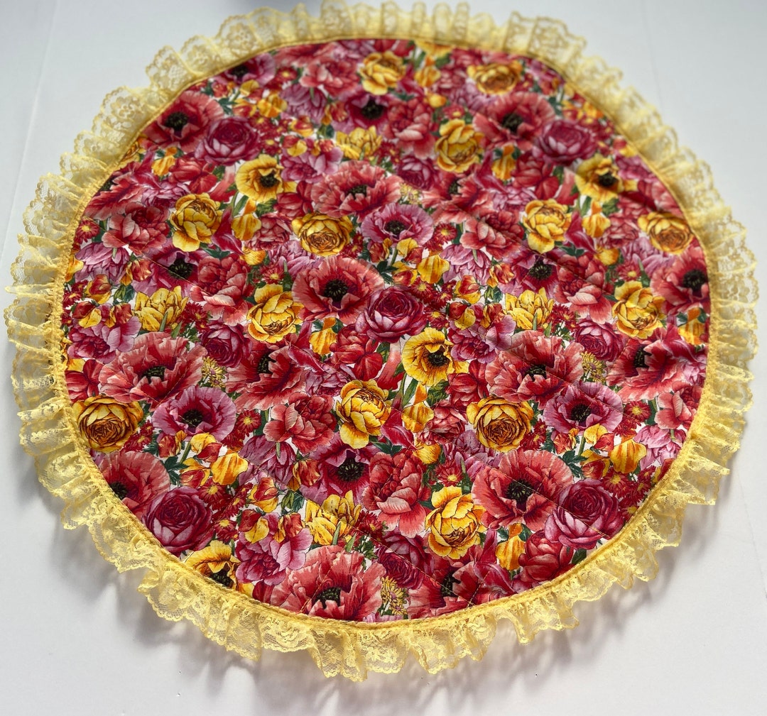 Spring Buds Floral 18.5 in Round Table Topper/yellow Back/ Padded and ...