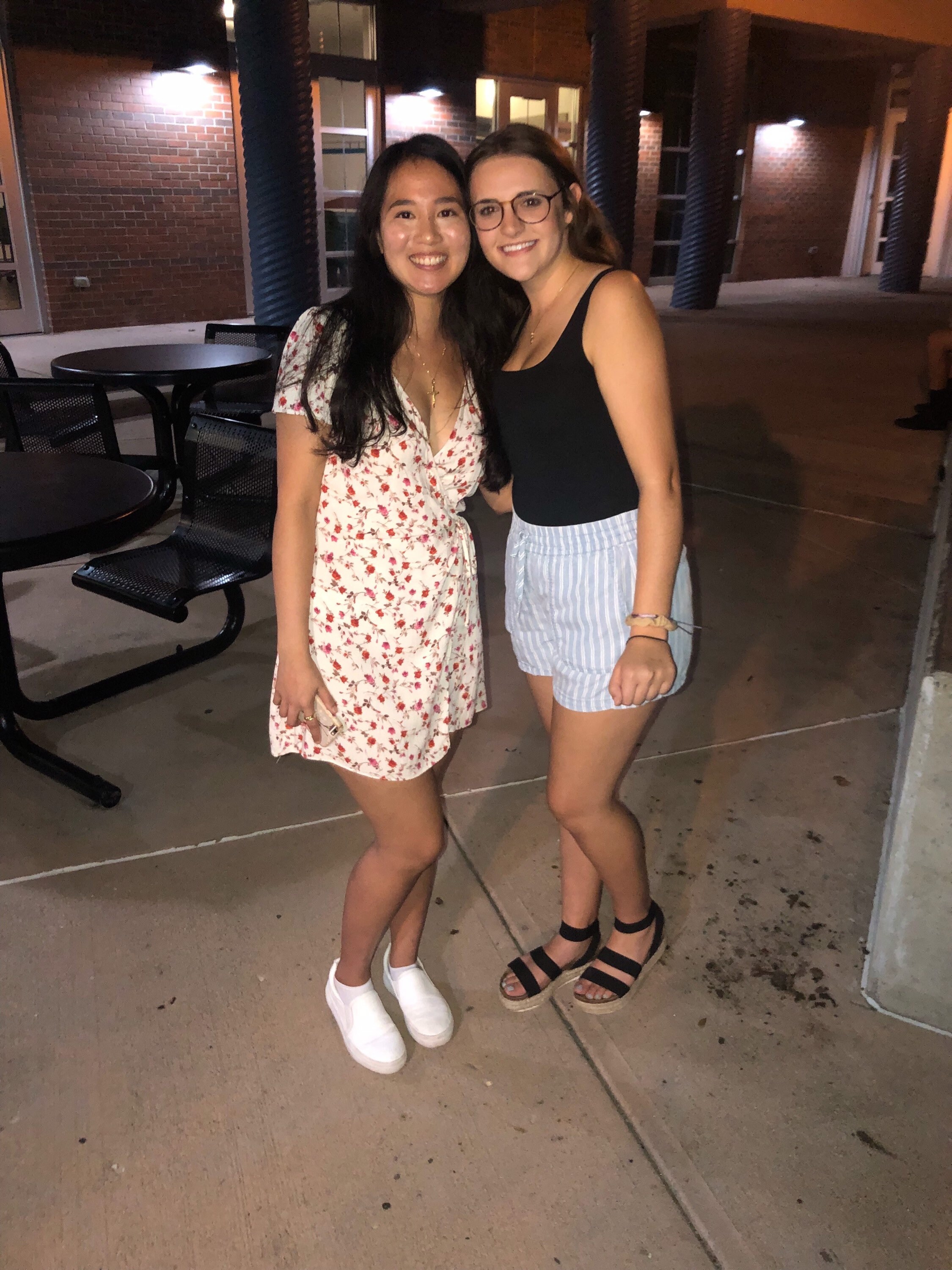 Custom Digital BFF Best Friend Portrait Picture // Minimalist | Etsy