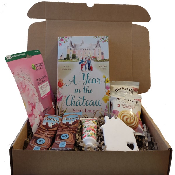 Book Lover Gift Box - Etsy