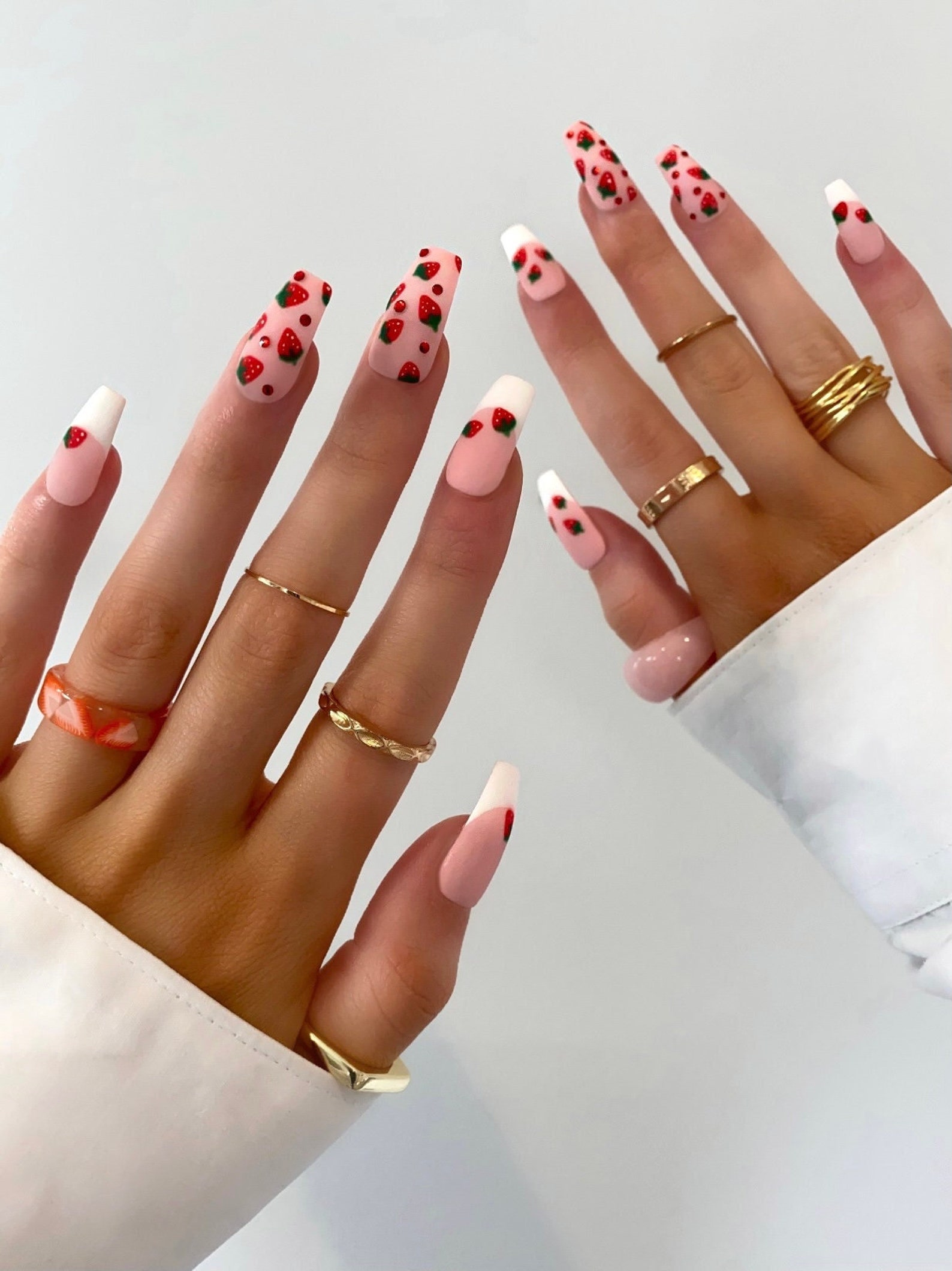 STRAWBERRY CHEESECAKE Set Luxury Press on Nails - Etsy