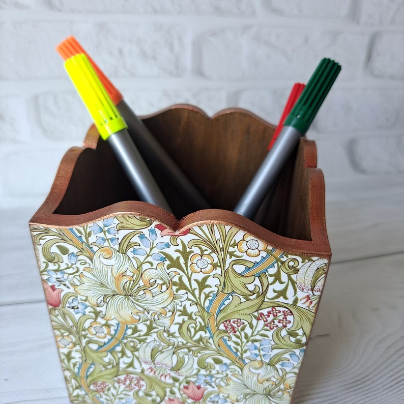 Wooden Pen Holder William Morris Golden Lily Wood Desk Organizer Wooden ...