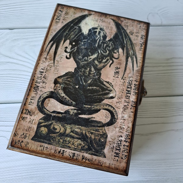 Cthulhu Deck Box - Etsy