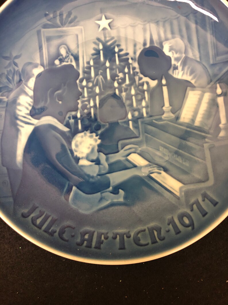 Bing and Grondahl B&G Jule Aften 1971 Christmas at Home - Etsy