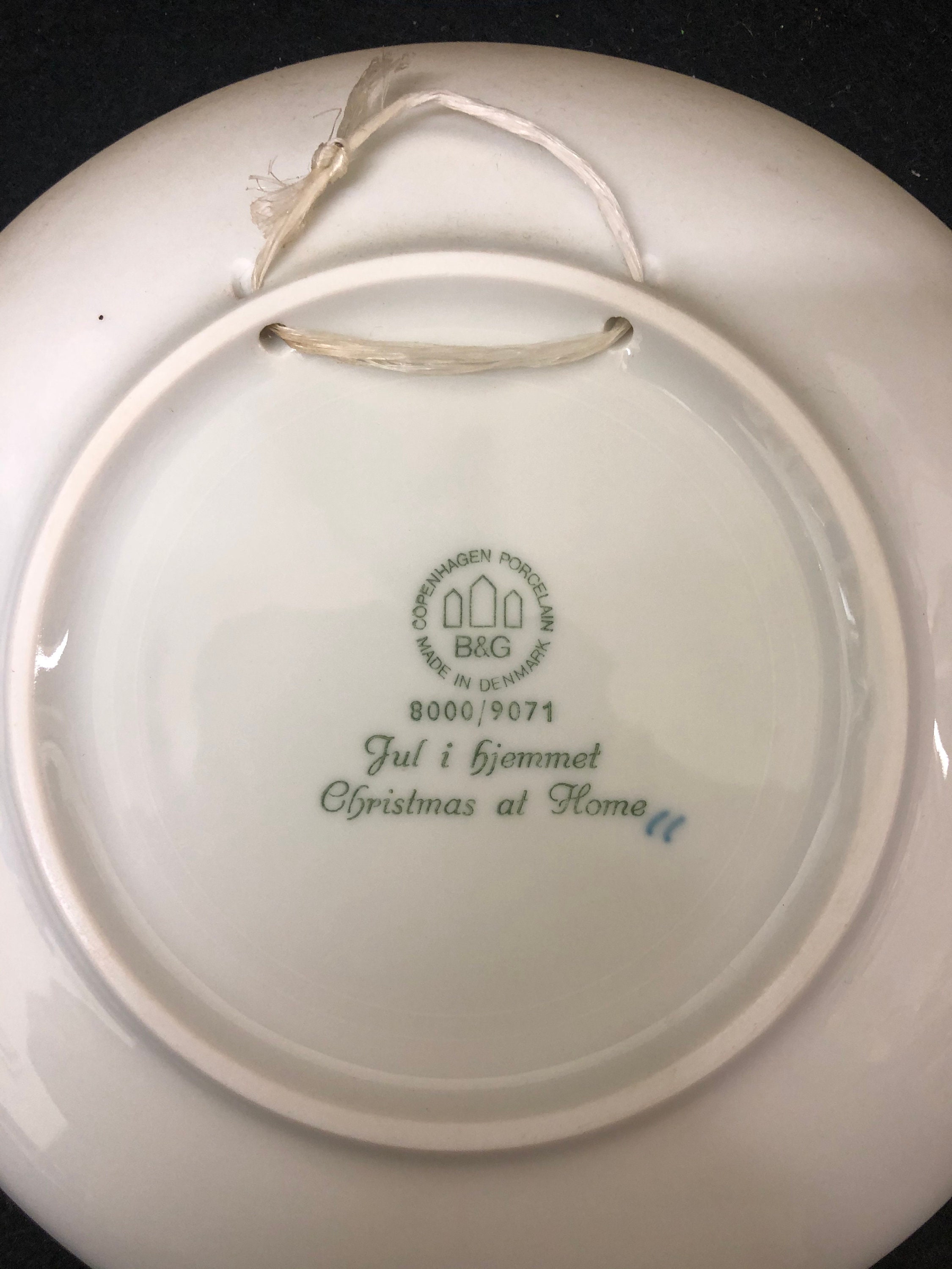 Bing and Grondahl B&G Jule Aften 1971 Christmas at Home Collector Plate ...