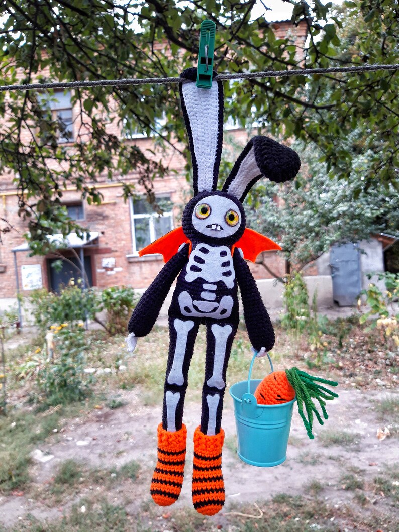 CREEPY RABBIT Crochet Pattern / Amigurumi Toy - Etsy