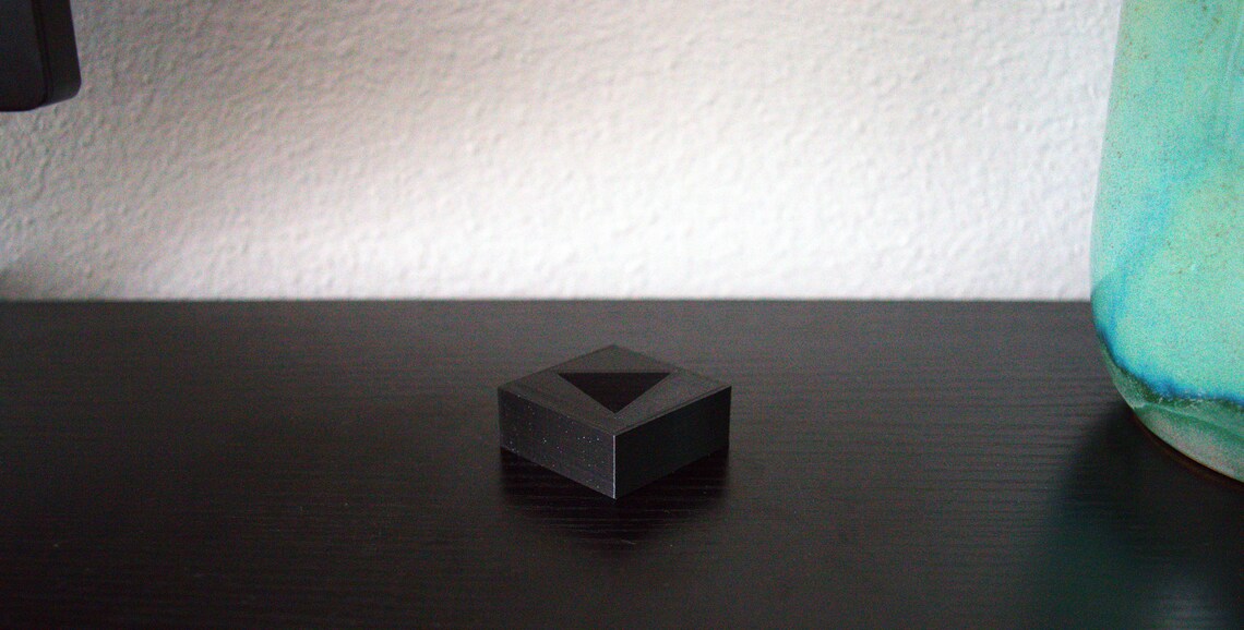 RUBIK'S Cube Display Stand L Cube Design L Rubik's Cube Holder, Stand ...