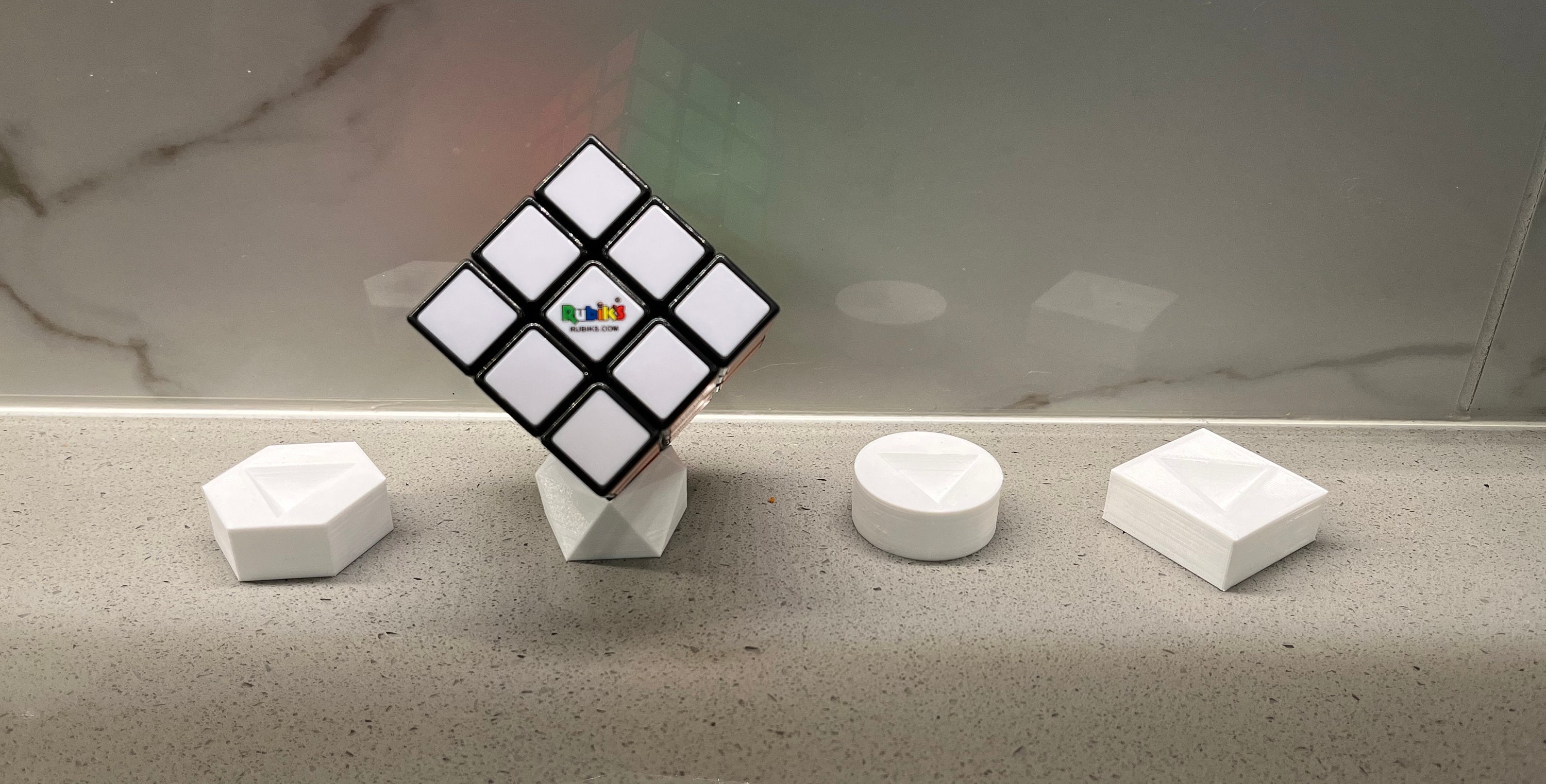 4 Pack RUBIK'S Cube Display Stand I Designs Included small: Geode ...