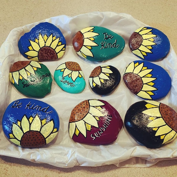 Custom Painted Rocks - Etsy