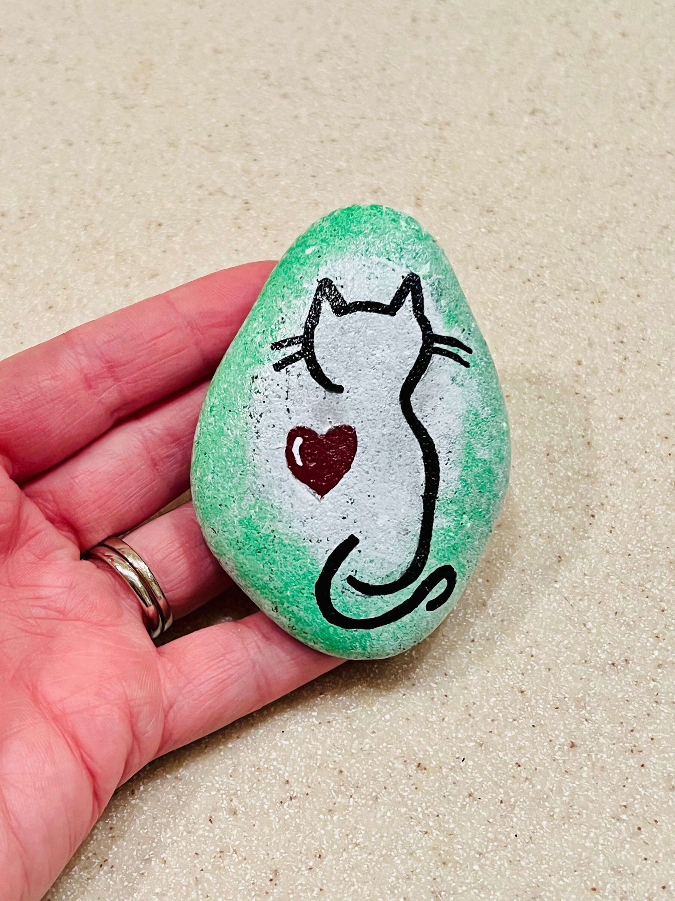 Cat Rocks | Cat With Heart Rock | Cat Mom Rock | Pet Rocks | Cat Rock | Kitty Rock | Quote Rocks ...