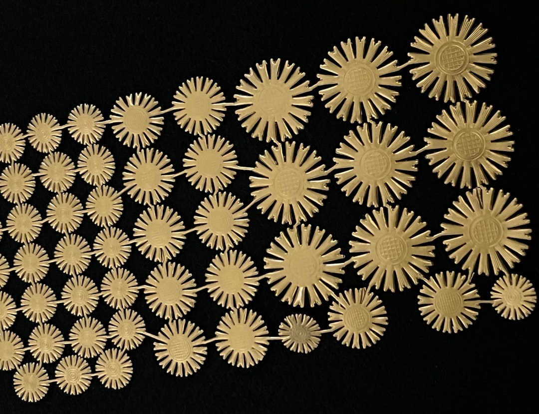 Halo 50 GOLD Dresden Trim Paper Die-cut Germany Die Cuts Three - Etsy