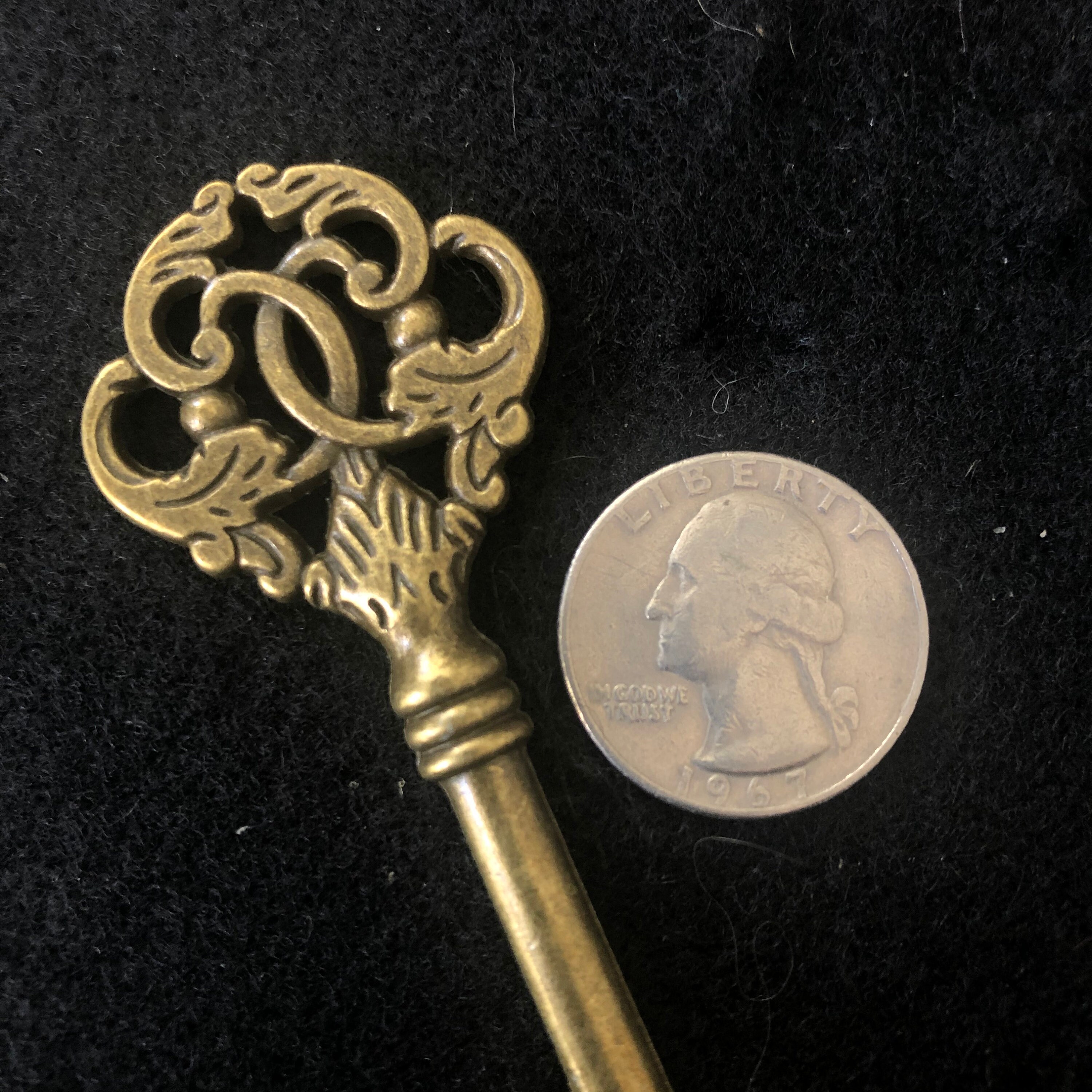 5 X-LARGE metal KEYS 3 1/2 ornate key Wedding Antiqued | Etsy