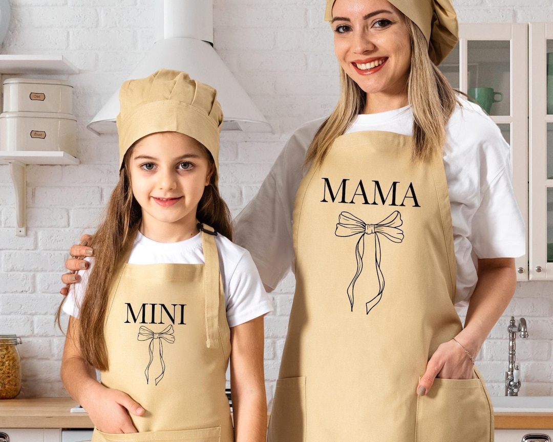 Mom and Daughter Apron Set | Chef Mama & Mini Bow Aprons - Etsy