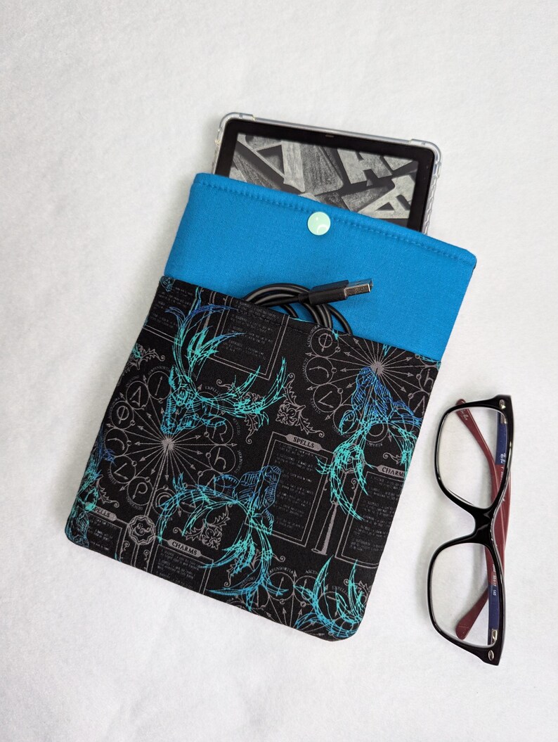 Harry's Patronus Kindle Case: Padded Snap Closure, Fleece Lined - Etsy
