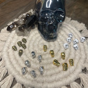 Skull Macrame Wall Hanging Halloween Decor, Goth, Witchy, Black Macrame ...