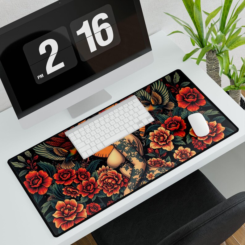 Mouse Desk Mat, Sexy Tattoo Pin up Girl Office Desk Pad, Retro Black ...