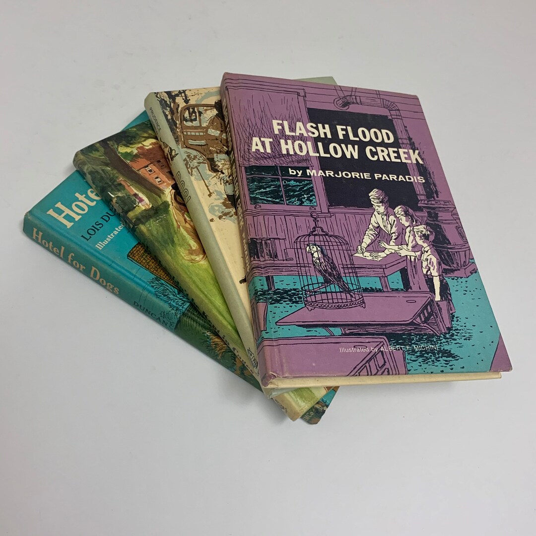 1960s Children's Weekly Reader's, Lot of 4 Colorful First Edition Kid's ...