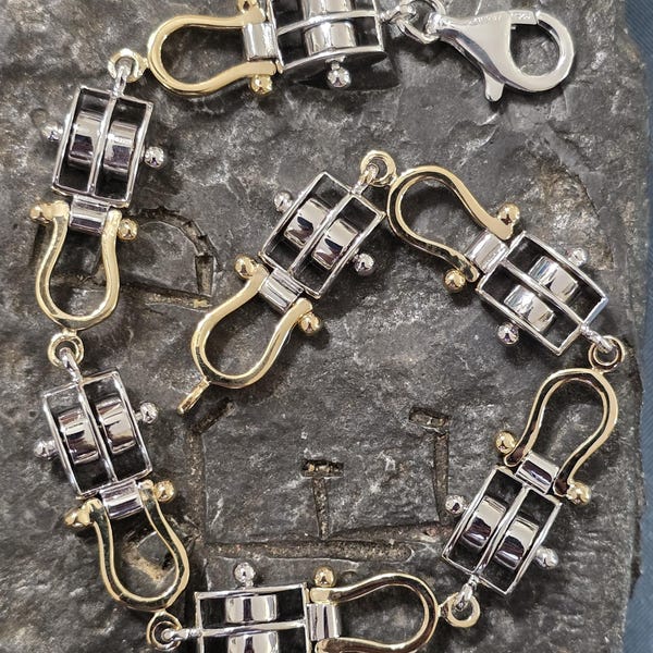 Shackle Bracelet - Etsy