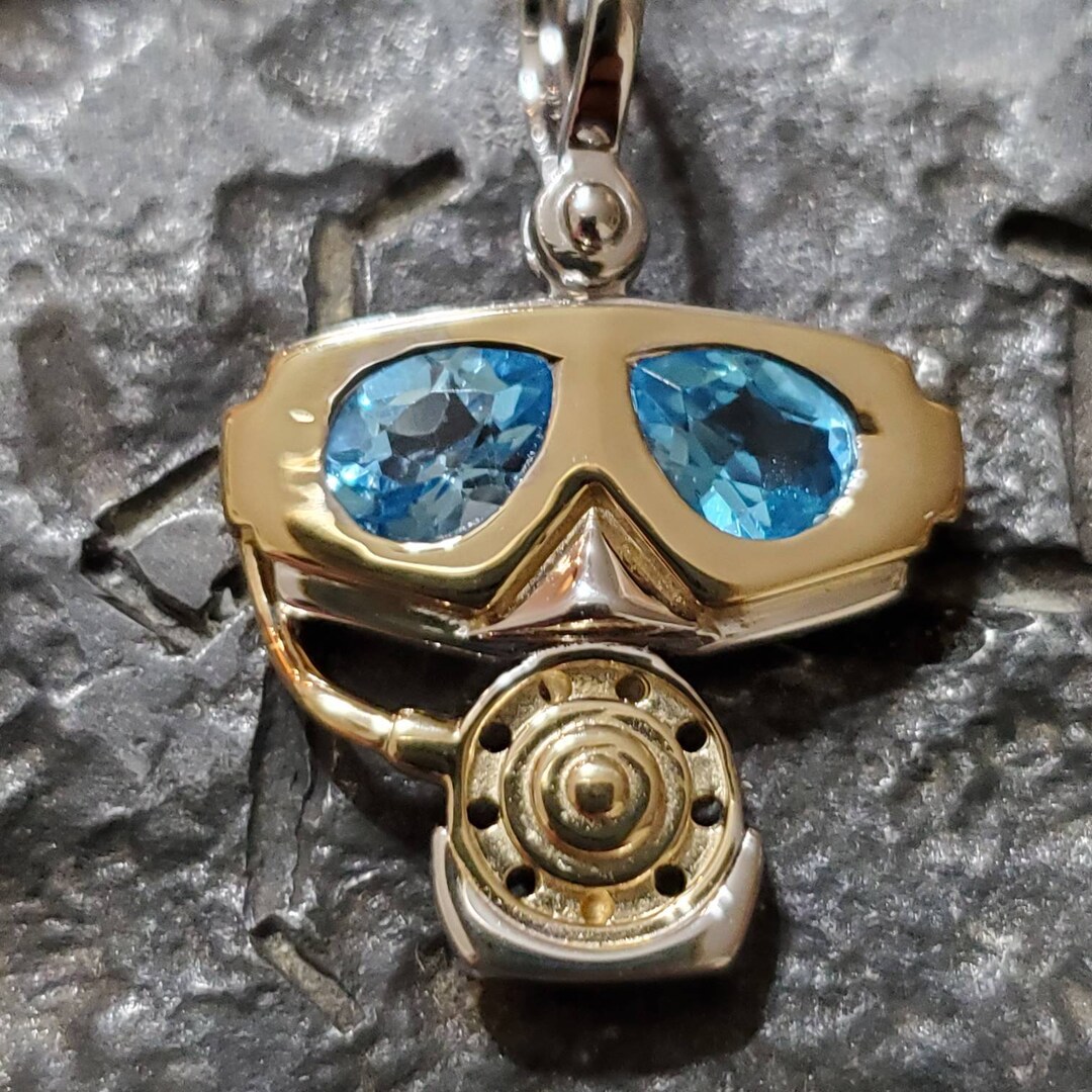 Diver Regulator Mask Pendant - Etsy